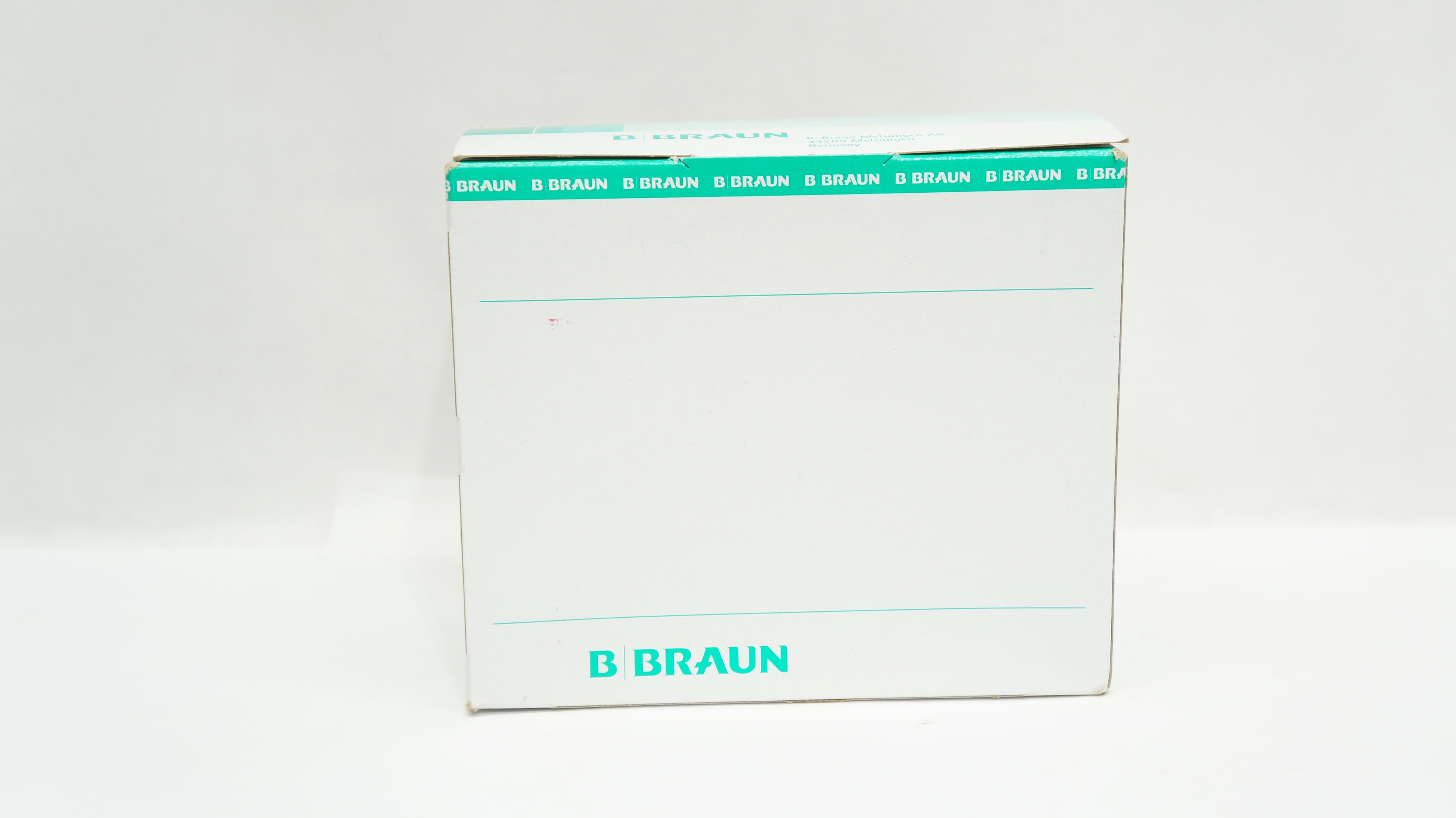 Braun R2000B Red Cap Dual Function Luer Lock Plug - Box of 100