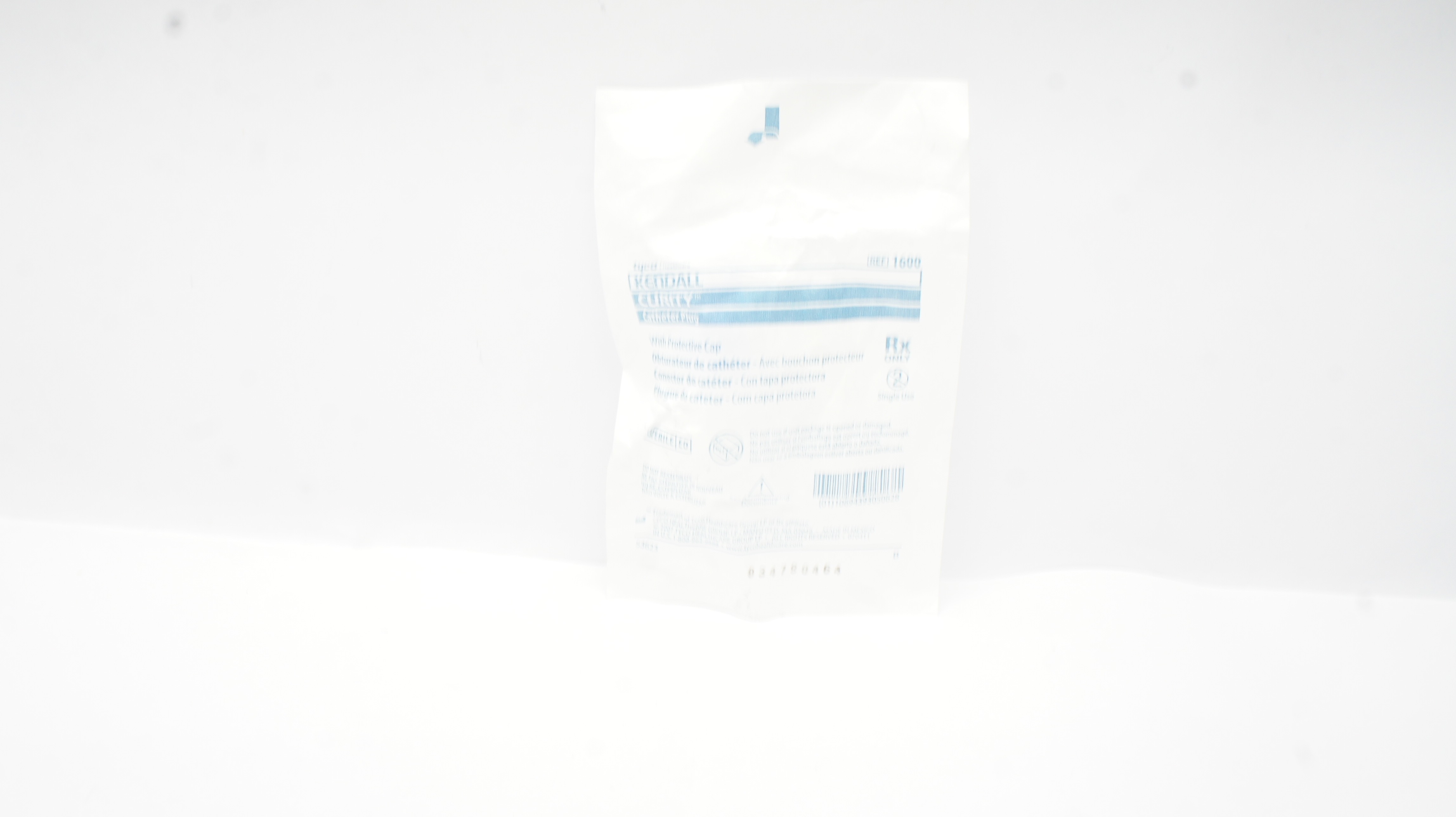 Tyco 1600 Kendall Curity Catheter Plug w/ Protective Cup