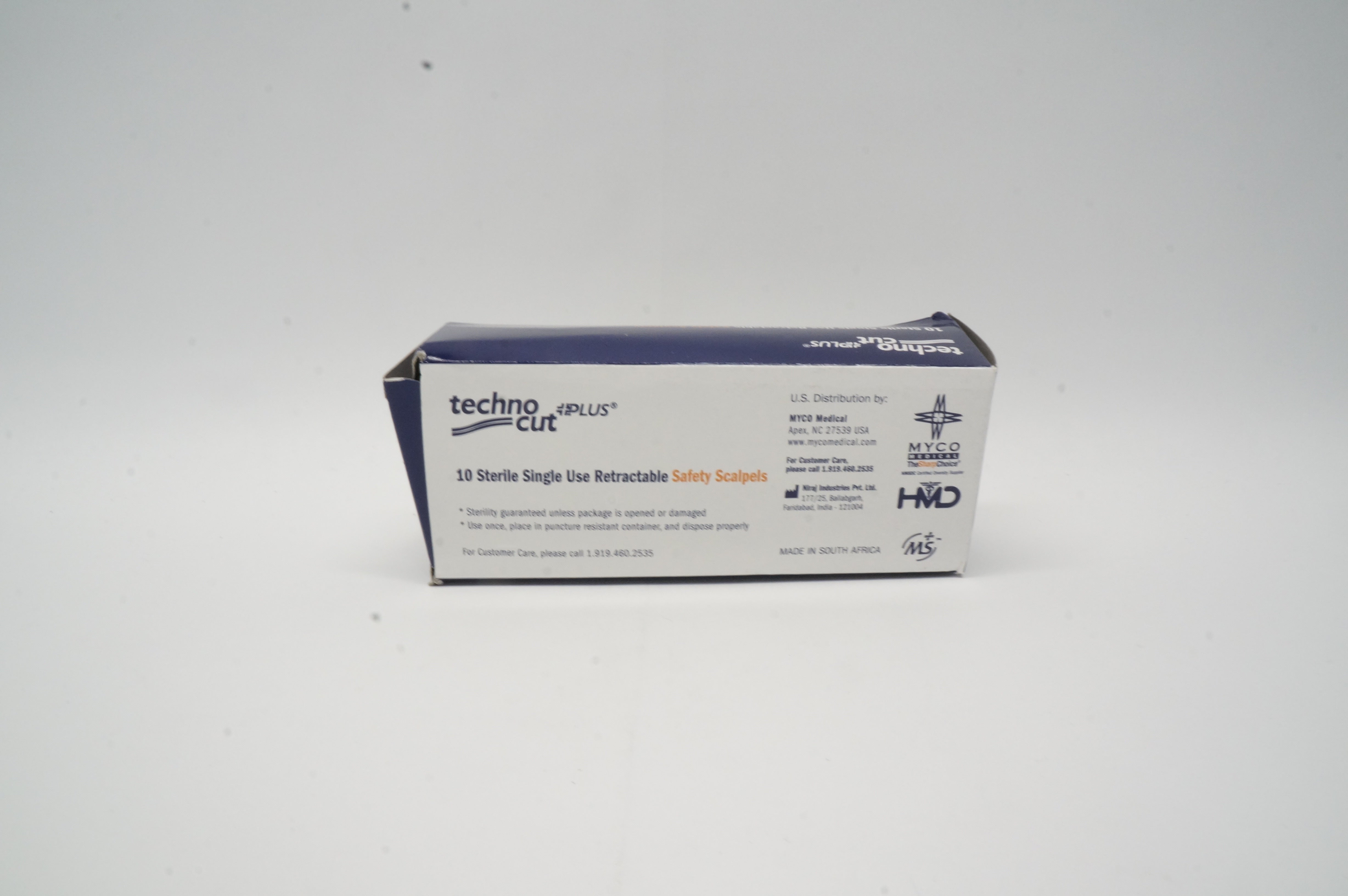 MYCO Medical 6008TR-10 Single Use Retractable Safety Scalpel #10 - Box of 8