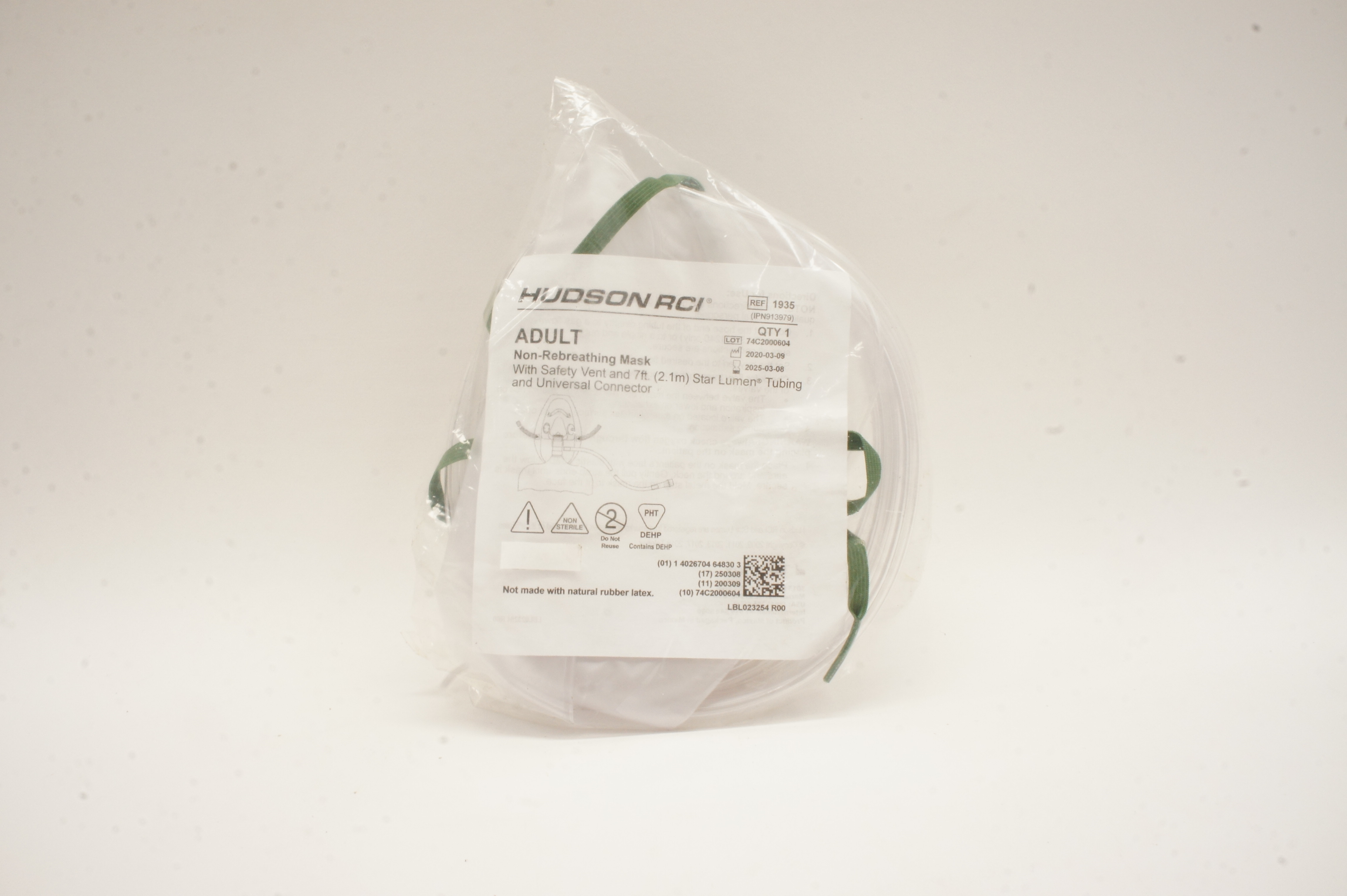 Hudson RCI 1935 Adult Non-Rebreathing Oxygen Mask With Safety Vent