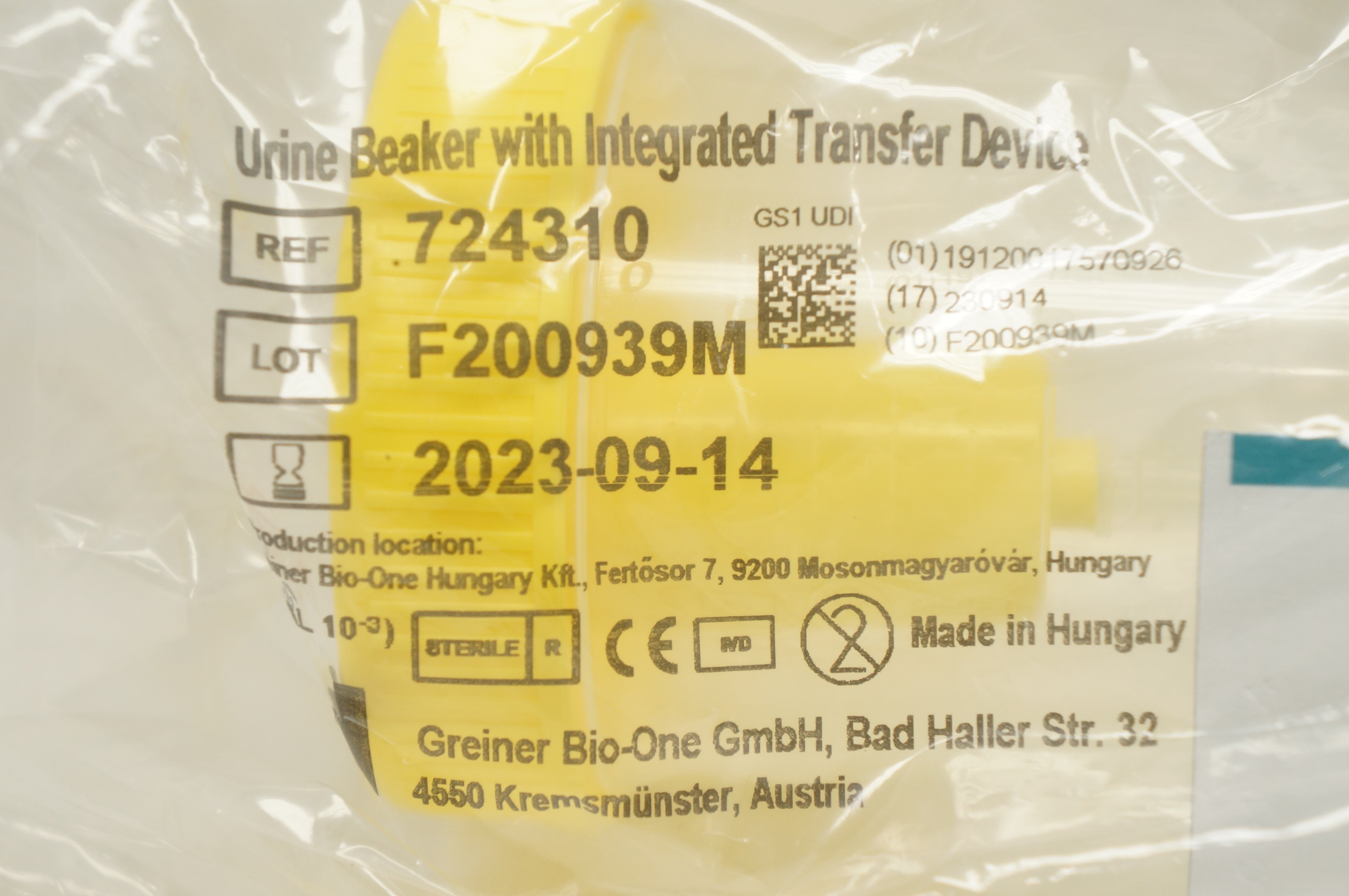 Greiner Bio-One 724310 Urine Beaker With Integrated Transfer Device 100 ml