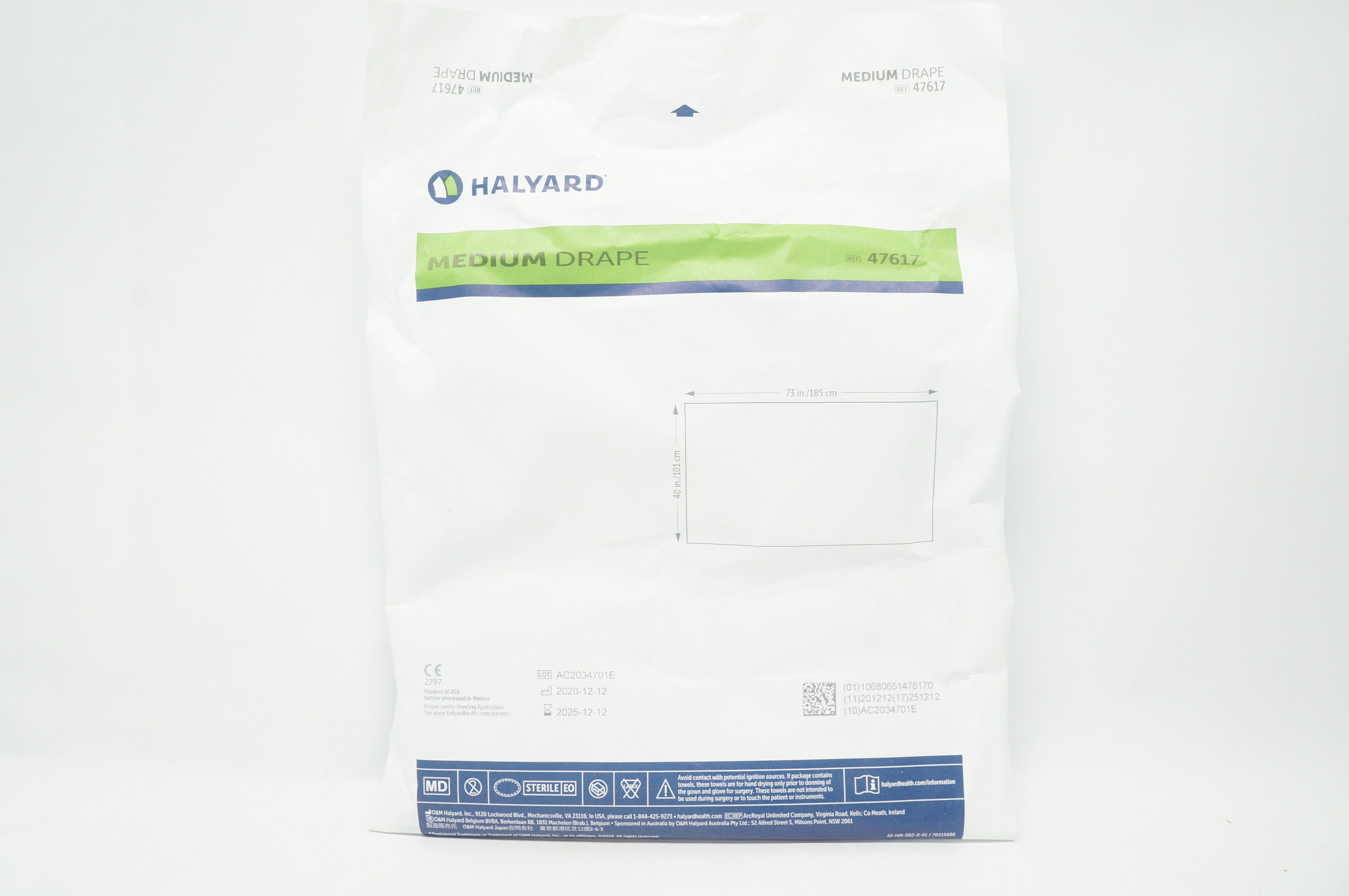 Halyard 47617 Medium Drape 73inch x 40inch