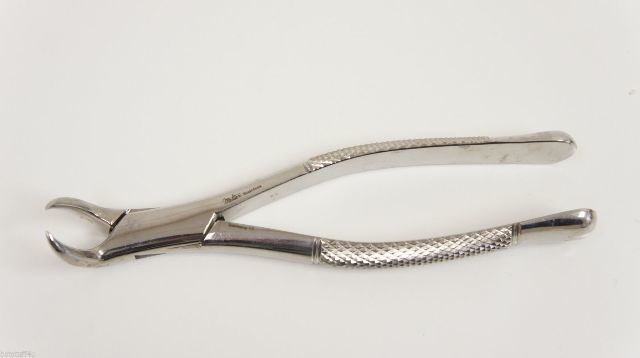 Miltex Extracting Forceps Stainless Germany 6-1/2in